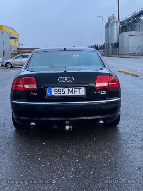 Melns Audi A8 2006 Tartu, ar dzinēja tilpumu 4.20 L un nobraukumu 361 tūkst. km par 5490 €, foto 8 vietnē AUTOMOTO.COM.LV