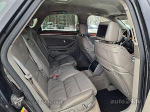 Black Audi A8 2006 in Tallinn, with an engine capacity of 4.10 L and mileage of 360 thousand km for 5990 €, photo 13 on AUTOMOTO.COM.LV