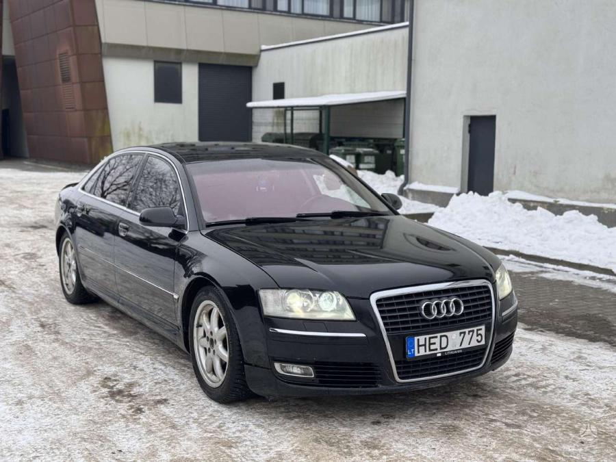 Black Audi A8 2006 in Klaipeda, with an engine capacity of 4.20 L and mileage of 303 thousand km for 4450 €, photo 2 on AUTOMOTO.COM.LV