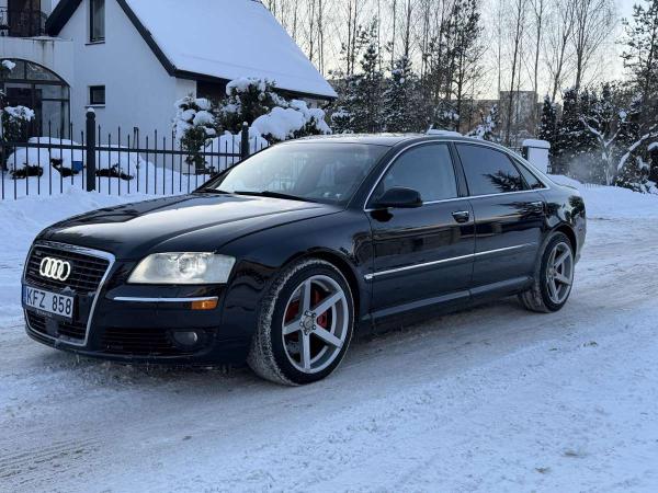 Black Audi A8 2006 in Vilnius, with an engine capacity of 4.17 L and mileage of 266 thousand km for 3600 €, photo 2 on AUTOMOTO.COM.LV