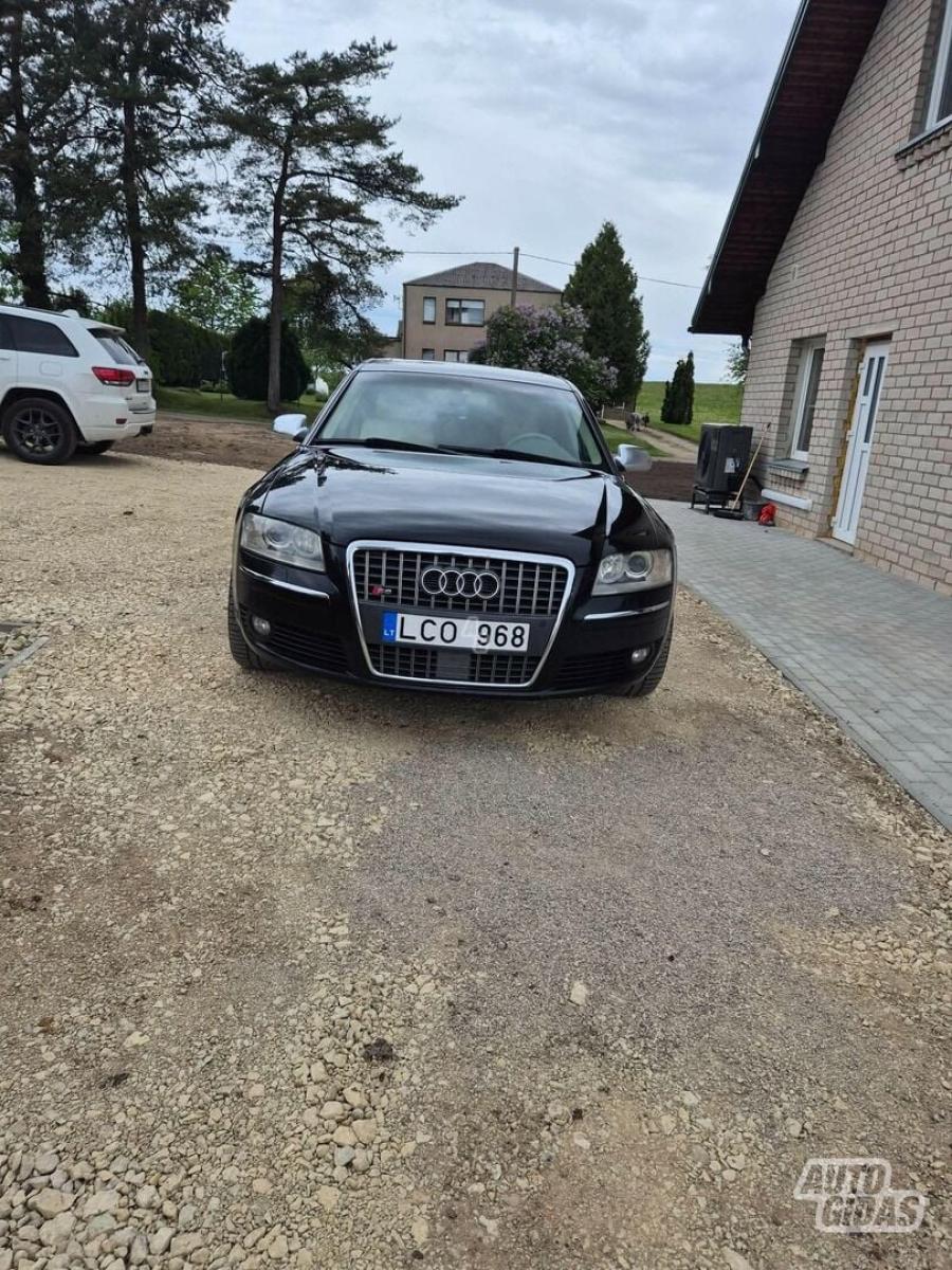 Black Audi A8 2006 in Plunge, with an engine capacity of 3.00 L and mileage of 339 thousand km for 5600 €, photo 4 on AUTOMOTO.COM.LV
