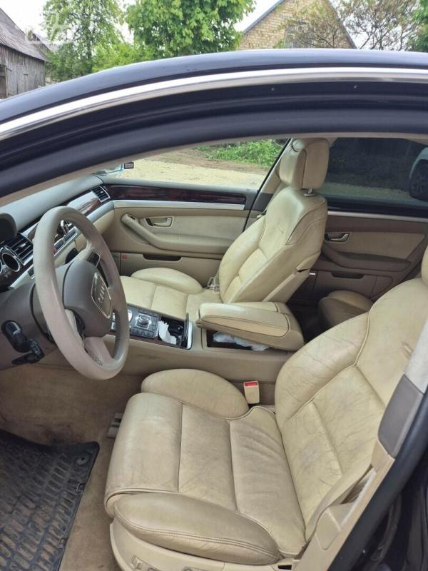Black Audi A8 2006 in Plunge, with an engine capacity of 3.00 L and mileage of 339 thousand km for 5600 €, photo 6 on AUTOMOTO.COM.LV