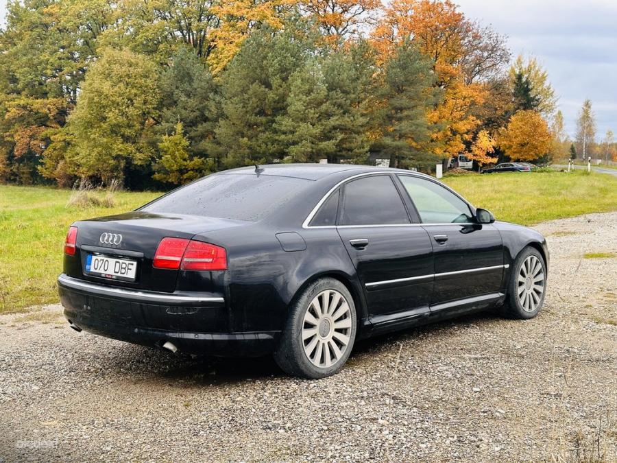 Black Audi A8 2006 in Rapla, with an engine capacity of 4.20 L and mileage of 422 thousand km for 3800 €, photo 11 on AUTOMOTO.COM.LV