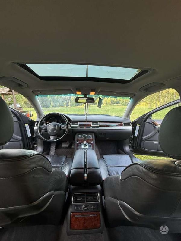 Black Audi A8 2006 in Vilnius, with an engine capacity of 4.20 L and mileage of 186 thousand km for 3600 €, photo 4 on AUTOMOTO.COM.LV