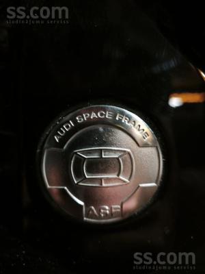 Melns Audi A8 2006 Rīga, ar dzinēja tilpumu 3.00 L un nobraukumu 315 tūkst. km par 5900 €, foto 16 vietnē AUTOMOTO.COM.LV