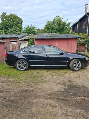Black Audi A8 2006 in Riga, with an engine capacity of 3.00 L and mileage of 190 thousand km for 6080 €, photo 3 on AUTOMOTO.COM.LV