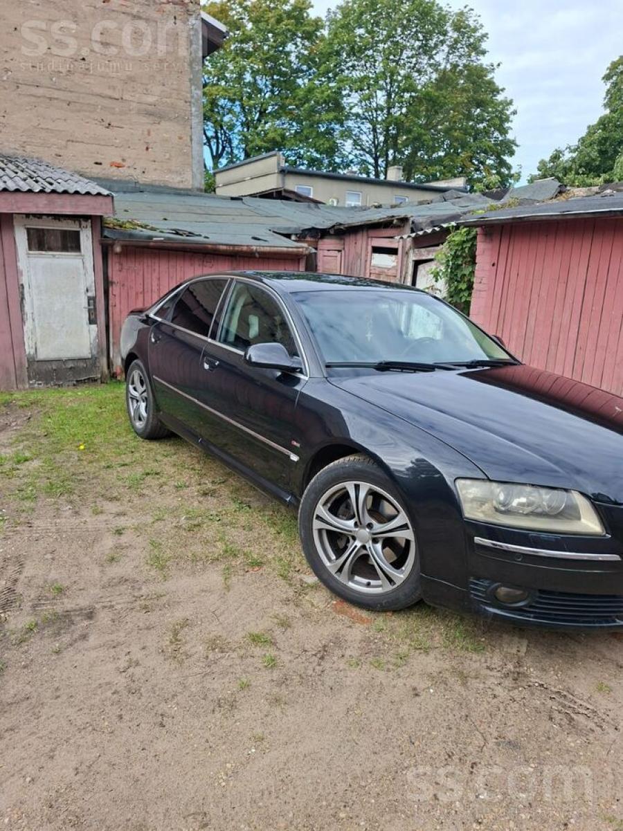 Black Audi A8 2006 in Riga, with an engine capacity of 3.00 L and mileage of 190 thousand km for 6080 €, photo 4 on AUTOMOTO.COM.LV