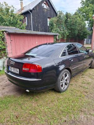 Black Audi A8 2006 in Riga, with an engine capacity of 3.00 L and mileage of 190 thousand km for 6080 €, photo 6 on AUTOMOTO.COM.LV