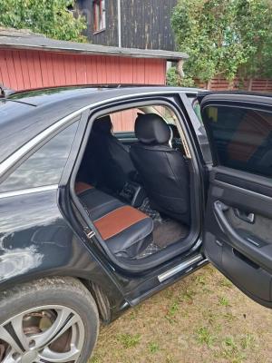 Black Audi A8 2006 in Riga, with an engine capacity of 3.00 L and mileage of 190 thousand km for 6080 €, photo 9 on AUTOMOTO.COM.LV