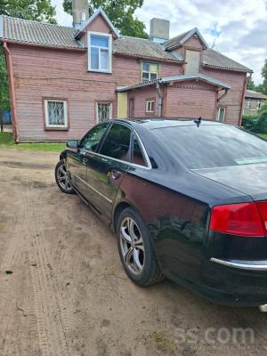 Black Audi A8 2006 in Riga, with an engine capacity of 3.00 L and mileage of 190 thousand km for 6080 €, photo 10 on AUTOMOTO.COM.LV