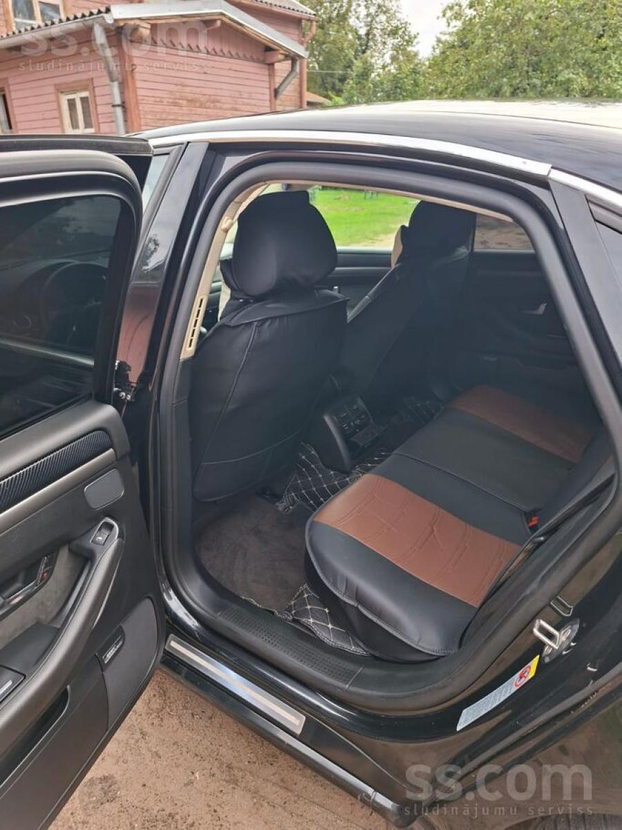 Black Audi A8 2006 in Riga, with an engine capacity of 3.00 L and mileage of 190 thousand km for 6080 €, photo 11 on AUTOMOTO.COM.LV