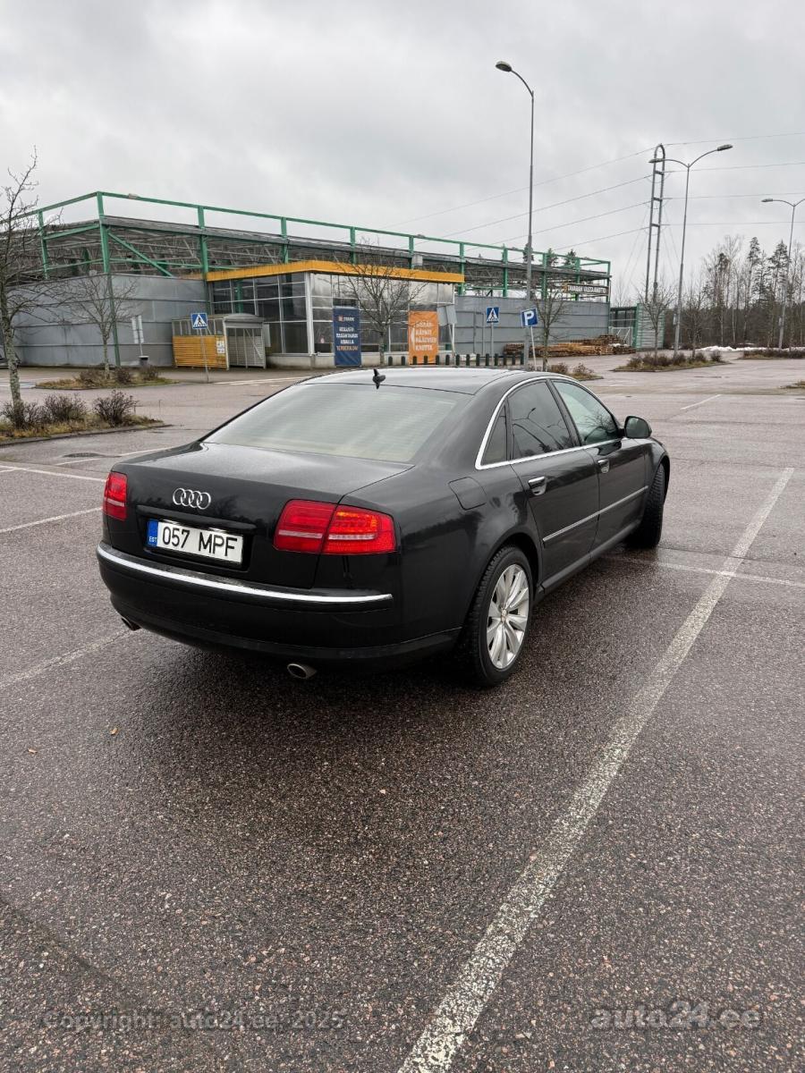 Black Audi A8 2007 in Tallinn, with an engine capacity of 3.00 L and mileage of 360 thousand km for 4000 €, photo 3 on AUTOMOTO.COM.LV
