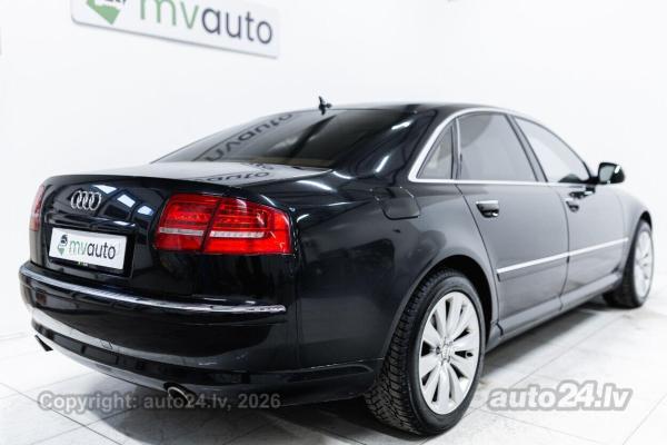 Black Audi A8 2007 in Tallinn, with an engine capacity of 3.00 L and mileage of 362 thousand km for 6500 €, photo 8 on AUTOMOTO.COM.LV