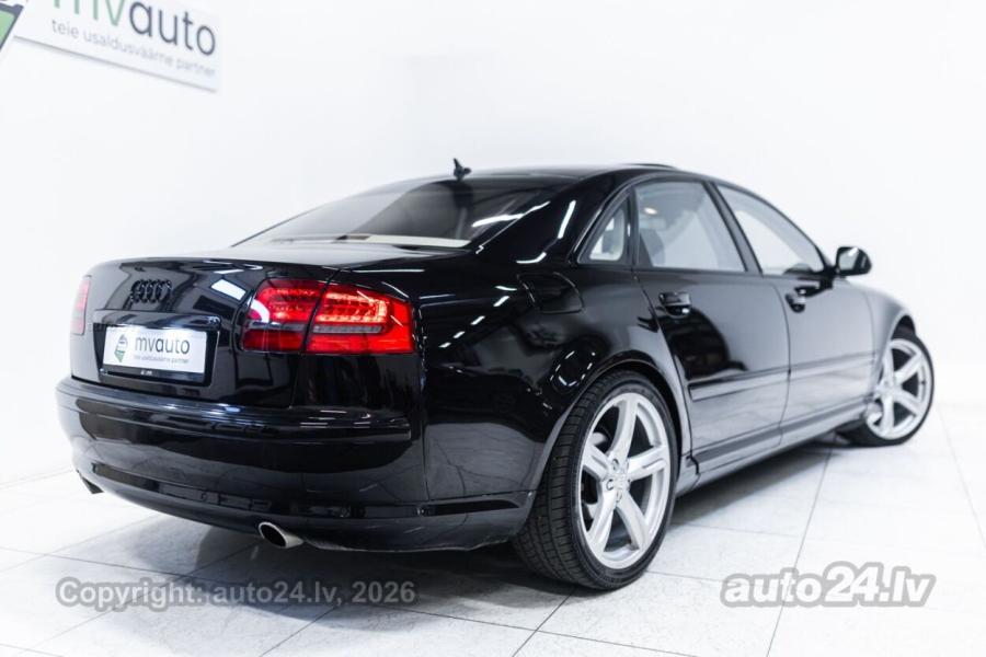 Melns Audi A8 2007 Tallina, ar dzinēja tilpumu 3.00 L un nobraukumu 250 tūkst. km par 7990 €, foto 6 vietnē AUTOMOTO.COM.LV