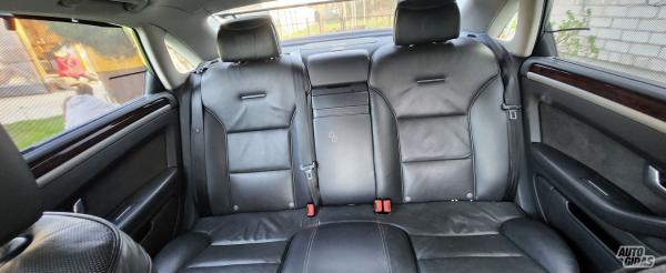 Black Audi A8 2007 in Vilnius, with an engine capacity of 4.20 L and mileage of 268 thousand km for 7000 €, photo 9 on AUTOMOTO.COM.LV