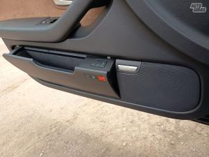 Black Audi A8 2007 in Naujoji Akmene, with an engine capacity of 4.20 L and mileage of 350 thousand km for 3500 €, photo 16 on AUTOMOTO.COM.LV