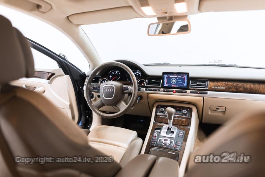 Black Audi A8 2007 in Tallinn, with an engine capacity of 3.00 L and mileage of 250 thousand km for 7990 €, photo 17 on AUTOMOTO.COM.LV