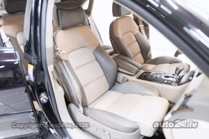 Black Audi A8 2007 in Tallinn, with an engine capacity of 3.00 L and mileage of 250 thousand km for 7990 €, photo 19 on AUTOMOTO.COM.LV
