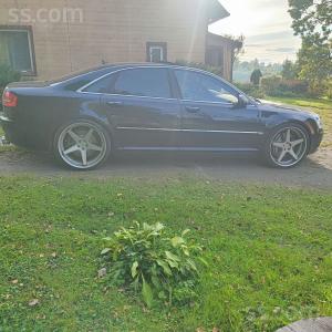 Black Audi A8 2007 in Cesis, with an engine capacity of 4.20 L and mileage of 315 thousand km for 7666 €, photo 8 on AUTOMOTO.COM.LV