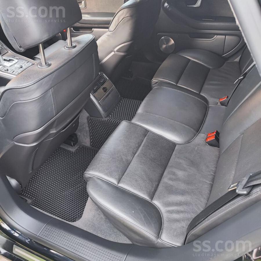 Black Audi A8 2007 in Cesis, with an engine capacity of 4.20 L and mileage of 315 thousand km for 7666 €, photo 18 on AUTOMOTO.COM.LV