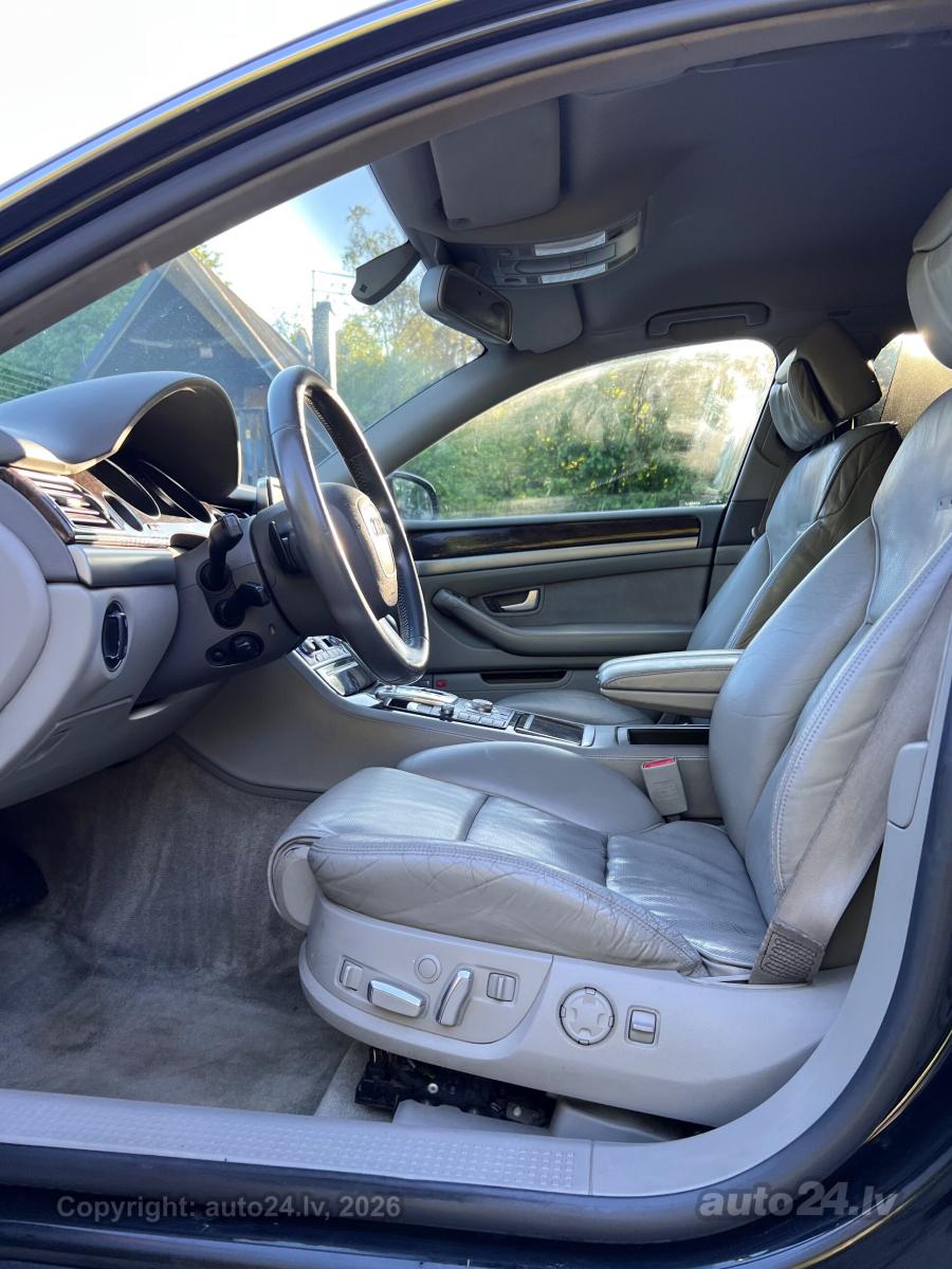 Black Audi A8 2007 in Tallinn, with an engine capacity of 4.10 L and mileage of 395 thousand km for 3885 €, photo 9 on AUTOMOTO.COM.LV