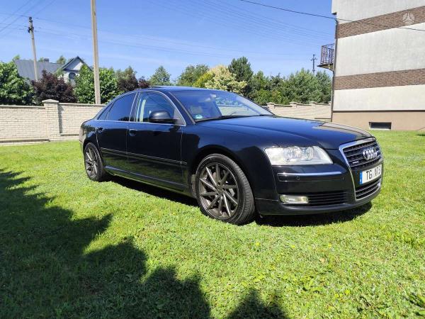 Black Audi A8 2007 in Vilnius, with an engine capacity of 4.20 L and mileage of 315 thousand km for 7750 €, photo 3 on AUTOMOTO.COM.LV