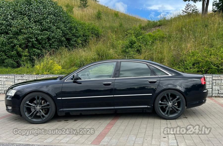 Melns Audi A8 2007 Tallina, ar dzinēja tilpumu 4.10 L un nobraukumu 0 tūkst. km par 4600 €, foto 3 vietnē AUTOMOTO.COM.LV