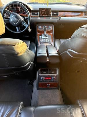 Melns Audi A8 2007 Jelgava, ar dzinēja tilpumu 3.00 L un nobraukumu 406 tūkst. km par 6800 €, foto 9 vietnē AUTOMOTO.COM.LV