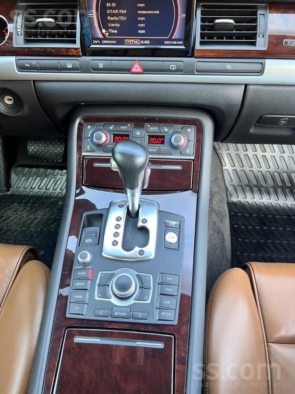 Black Audi A8 2008 in Rezekne, with an engine capacity of 3.00 L and mileage of 188 thousand km for 9800 €, photo 10 on AUTOMOTO.COM.LV