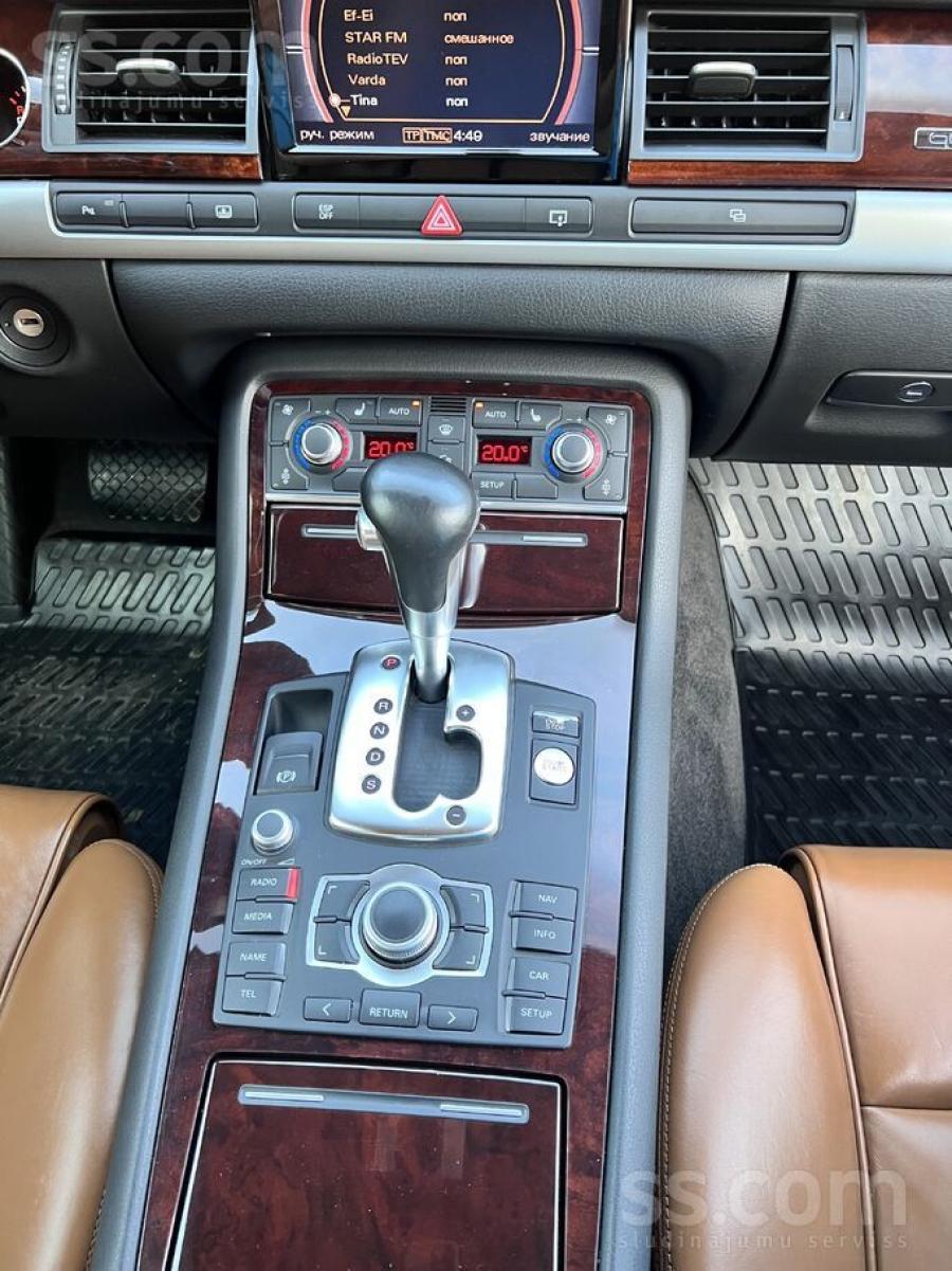 Black Audi A8 2008 in Rezekne, with an engine capacity of 3.00 L and mileage of 188 thousand km for 9800 €, photo 10 on AUTOMOTO.COM.LV