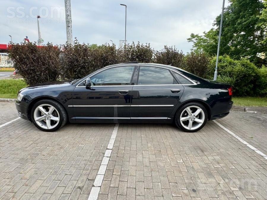 Black Audi A8 2008 in Jelgava, with an engine capacity of 3.00 L and mileage of 400 thousand km for 1490 €, photo 9 on AUTOMOTO.COM.LV