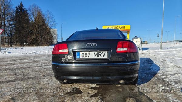 Black Audi A8 2008 in Tartu, with an engine capacity of 3.00 L and mileage of 394 thousand km for 5300 €, photo 3 on AUTOMOTO.COM.LV