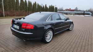 Black Audi A8 2008 in Riga, with an engine capacity of 4.20 L and mileage of 342 thousand km for 6900 €, photo 6 on AUTOMOTO.COM.LV
