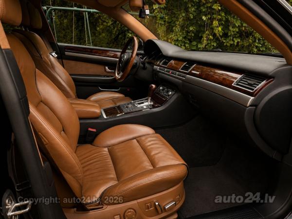 Черный Ауди А8 2008 в Таллин, объемом двигателя 3.00 л и пробегом 358 тыс. км за 6999 €, фото 10 на AUTOMOTO.COM.LV