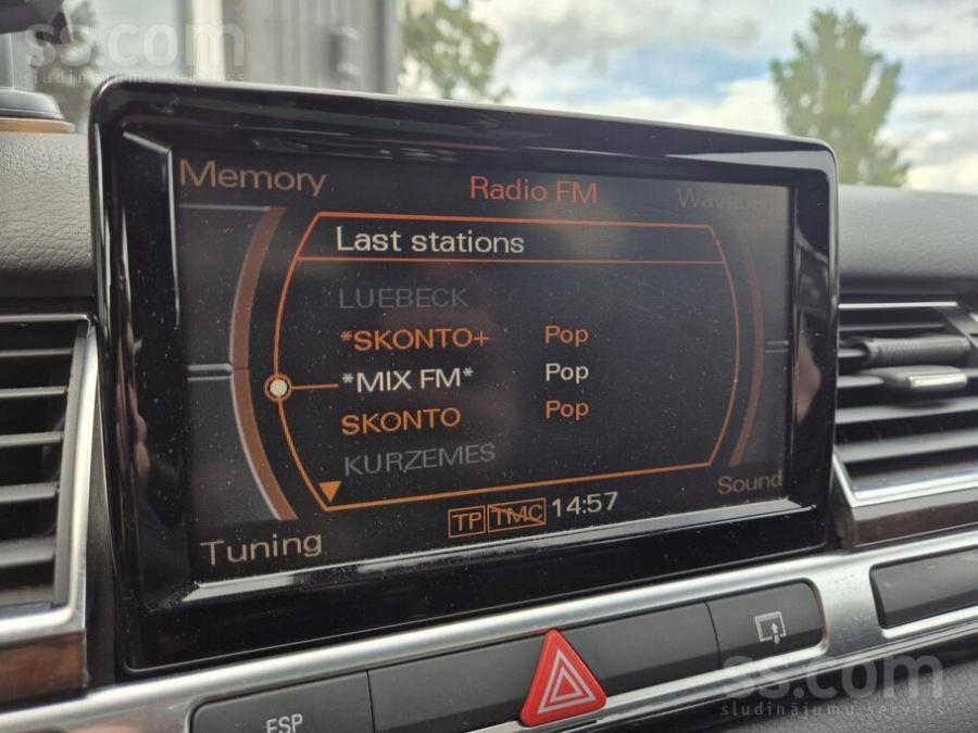 Black Audi A8 2008 in Riga, with an engine capacity of 4.20 L and mileage of 0 thousand km for 6500 €, photo 15 on AUTOMOTO.COM.LV