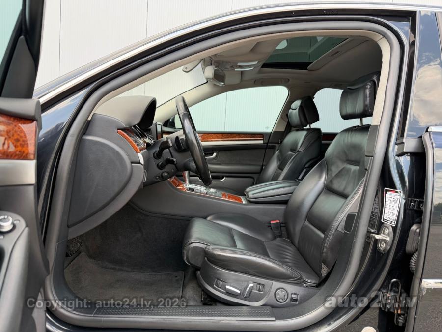 Black Audi A8 2008 in Tartu, with an engine capacity of 3.00 L and mileage of 488 thousand km for 8999 €, photo 7 on AUTOMOTO.COM.LV