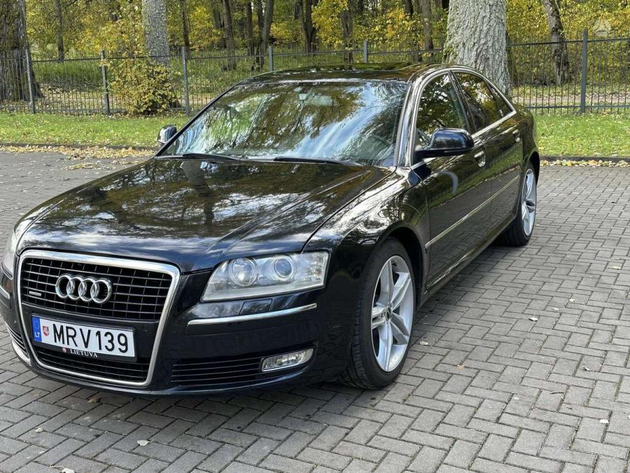 Black Audi A8 2008 in Salcininkai, with an engine capacity of 2.97 L and mileage of 360 thousand km for 6000 €, photo 6 on AUTOMOTO.COM.LV