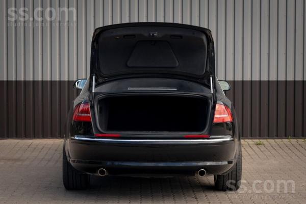 Audi A8 2008 in Talsi on AUTOMOTO.COM.LV Black Audi A8 2008 in Talsi, with an engine capacity of 3.00 L and mileage of 0 thousand km for 5950 €, photo 7 on AUTOMOTO.COM.LV