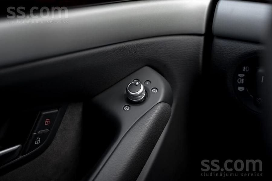 Black Audi A8 2008 in Talsi, with an engine capacity of 3.00 L and mileage of 0 thousand km for 5950 €, photo 15 on AUTOMOTO.COM.LV