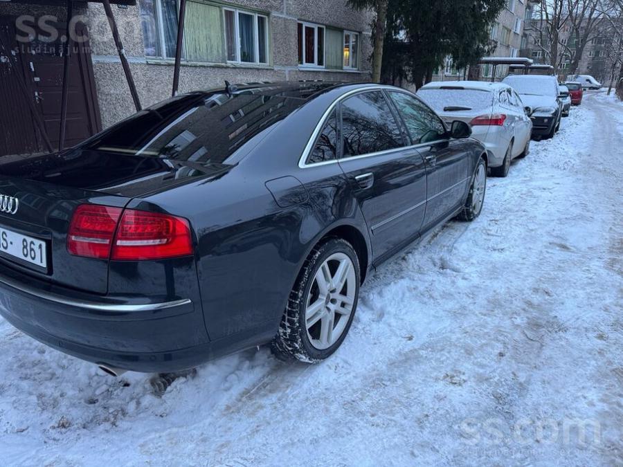 Black Audi A8 2009 in Bauska, with an engine capacity of 3.00 L and mileage of 281 thousand km for 8150 €, photo 2 on AUTOMOTO.COM.LV