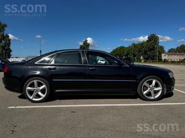 Black Audi A8 2009 in Jekabpils, with an engine capacity of 3.00 L and mileage of 330 thousand km for 7900 €, photo 4 on AUTOMOTO.COM.LV