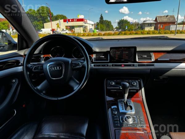 Black Audi A8 2009 in Jekabpils, with an engine capacity of 3.00 L and mileage of 330 thousand km for 7900 €, photo 5 on AUTOMOTO.COM.LV