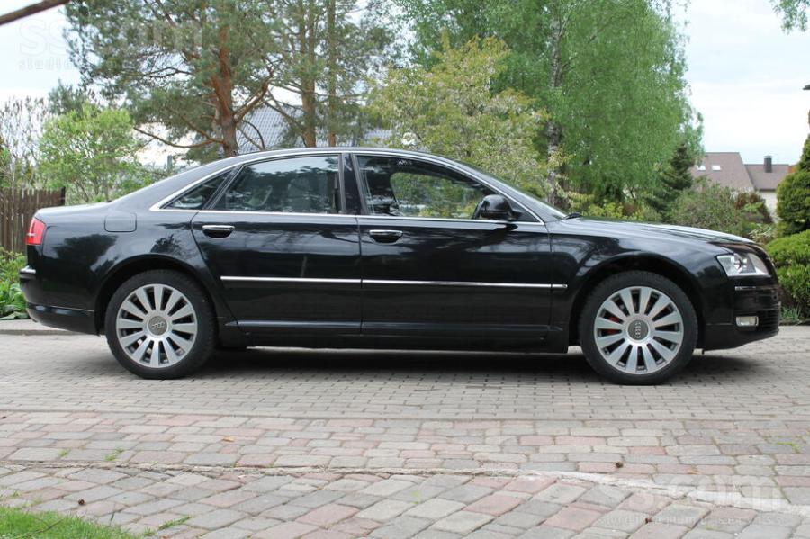 Black Audi A8 2009 in Liepaja, with an engine capacity of 3.00 L and mileage of 255 thousand km for 8500 €, photo 47 on AUTOMOTO.COM.LV