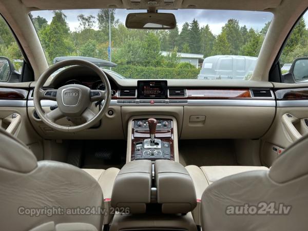 Black Audi A8 2009 in Parnu, with an engine capacity of 4.10 L and mileage of 281 thousand km for 8000 €, photo 5 on AUTOMOTO.COM.LV