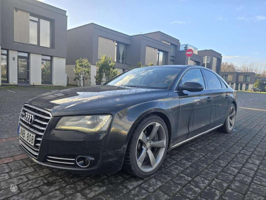 Black Audi A8 2010 in Palanga, with an engine capacity of 4.13 L and mileage of 335 thousand km for 10300 €, photo 1 on AUTOMOTO.COM.LV