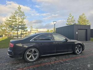 Black Audi A8 2010 in Palanga, with an engine capacity of 4.13 L and mileage of 335 thousand km for 10300 €, photo 4 on AUTOMOTO.COM.LV