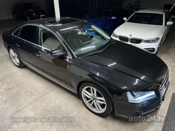 Black Audi A8 2010 in Tallinn, with an engine capacity of 3.00 L and mileage of 242 thousand km for 12990 €, photo 5 on AUTOMOTO.COM.LV