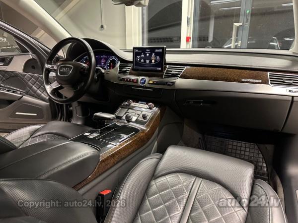 Melns Audi A8 2010 Tallina, ar dzinēja tilpumu 3.00 L un nobraukumu 242 tūkst. km par 12990 €, foto 11 vietnē AUTOMOTO.COM.LV