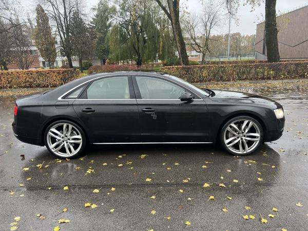 Melns Audi A8 2010 Klaipėda, ar dzinēja tilpumu 4.10 L un nobraukumu 261 tūkst. km par 13000 €, foto 4 vietnē AUTOMOTO.COM.LV