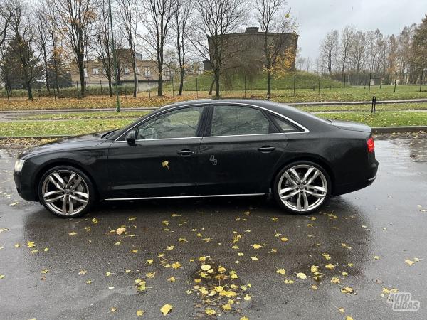Melns Audi A8 2010 Klaipėda, ar dzinēja tilpumu 4.10 L un nobraukumu 261 tūkst. km par 13000 €, foto 9 vietnē AUTOMOTO.COM.LV